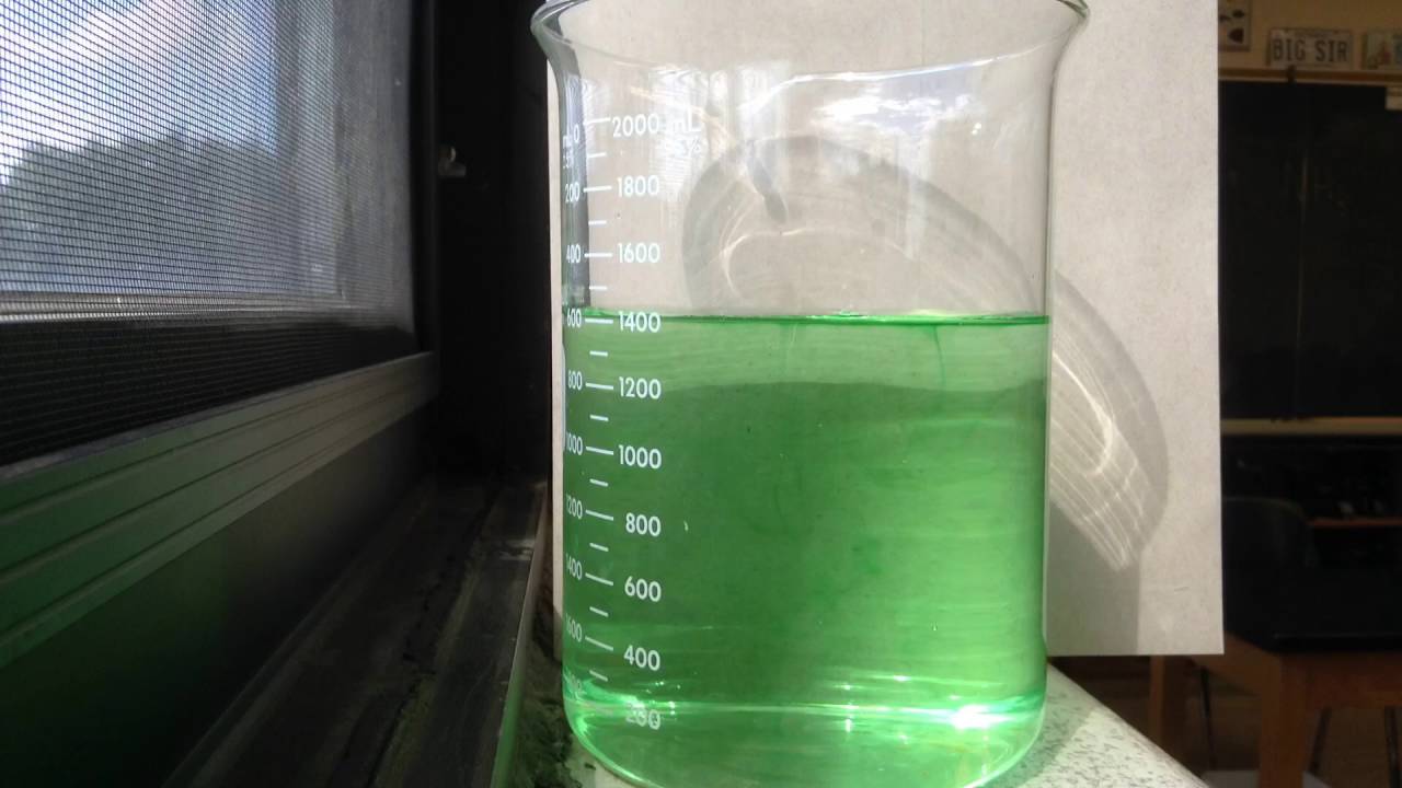 Food colouring diffusion time lapse - YouTube