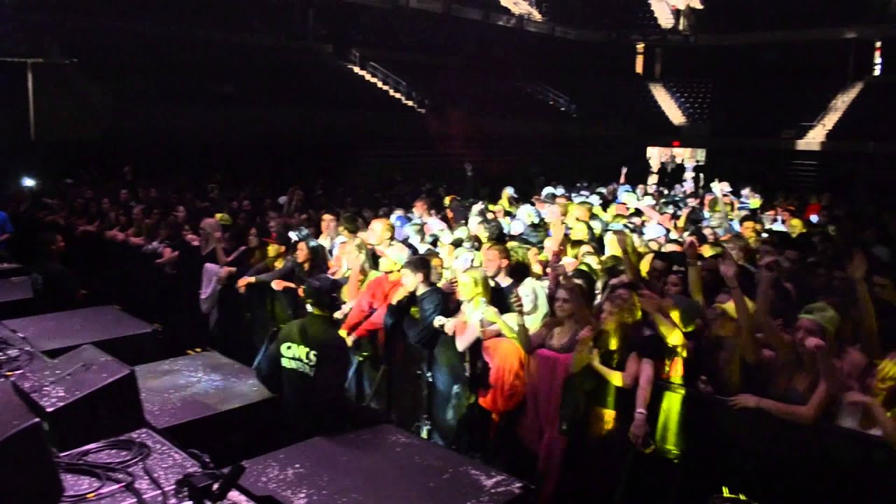 Up In Smoke Ep. 3 (Performance at the Ryan Center in Kingston,RI) - YouTube