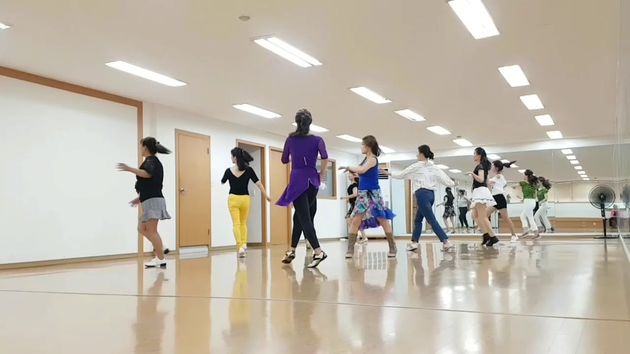 Moves - Line Dance - YouTube