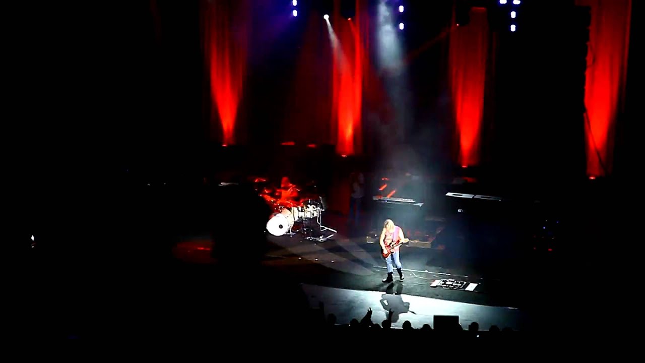 DEEP PURPLE SMOKE ON THE WATER CONCERT LONDON HAMMERSMITH APOLLO 14.11. ...