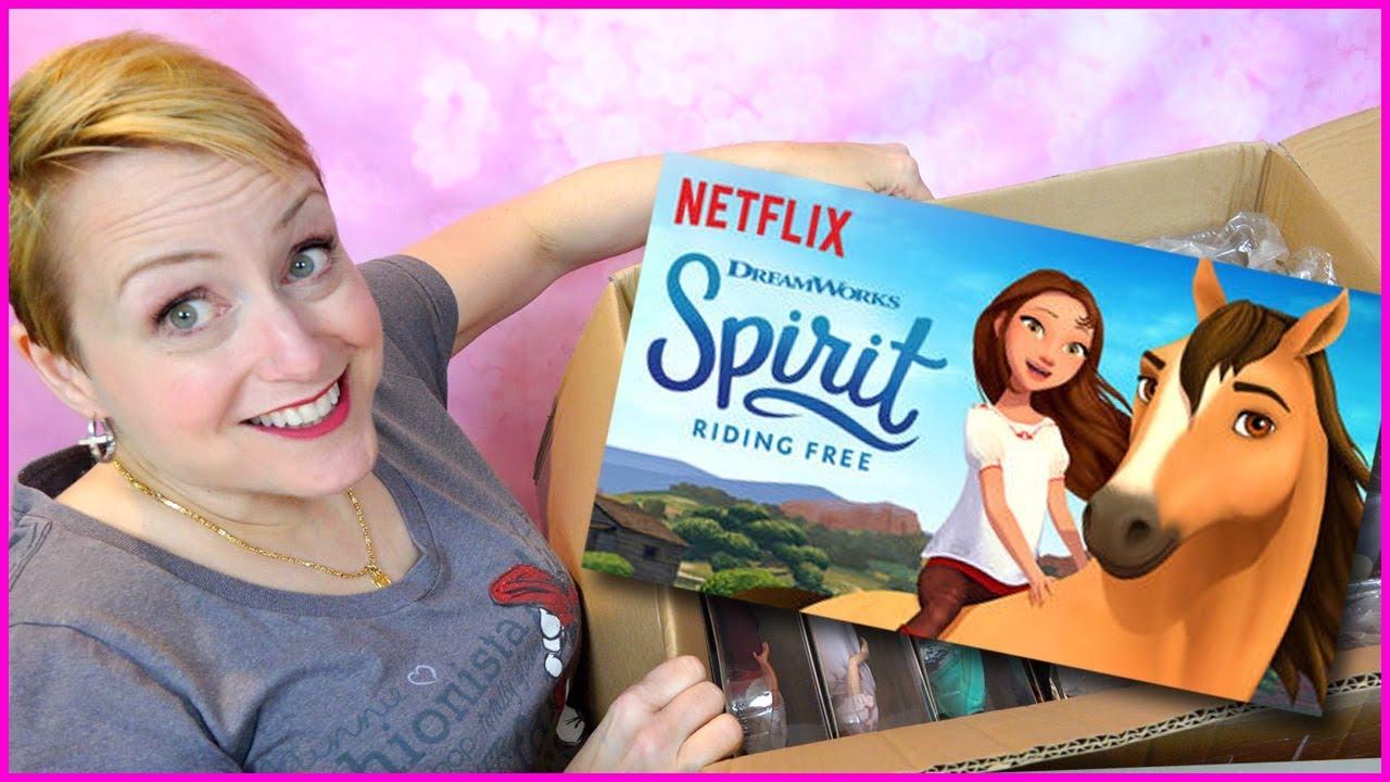 Spirit Riding Free HUGE Surprise Box Filled with Dolls and Horses ...