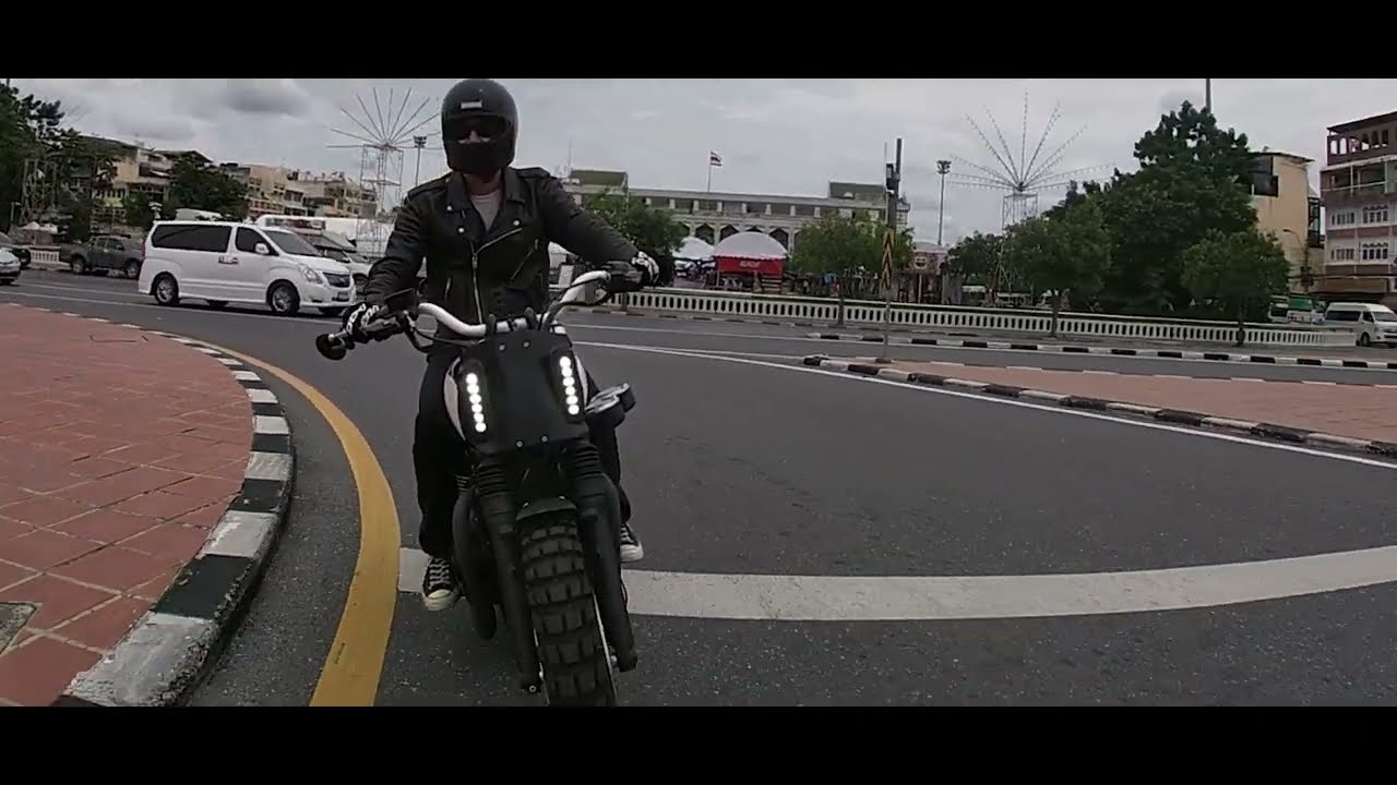 เปิดตัวช่อง O 44 คลิ๊ปแรก !! #O44 #O44review #Triumpht120black - YouTube