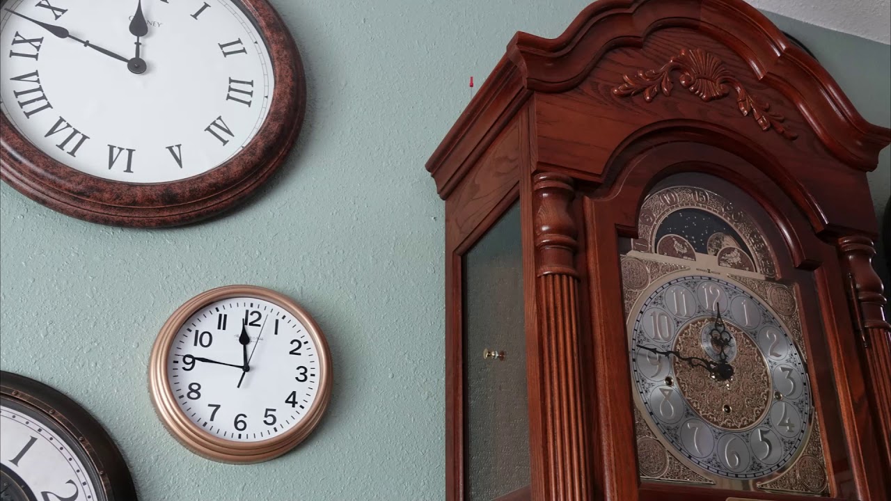 Time-lapse of Clocks - YouTube