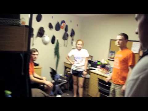 Partying vs Studying - YouTube