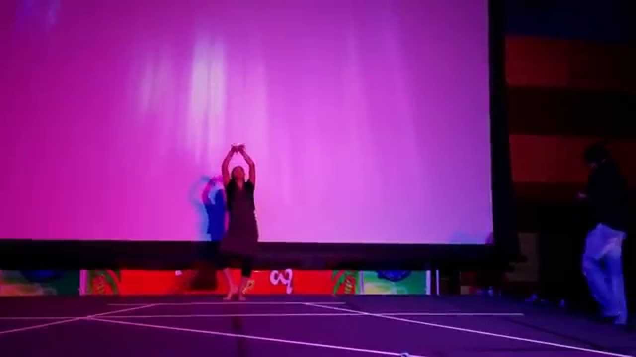 Violin Song Dance Performance - YouTube