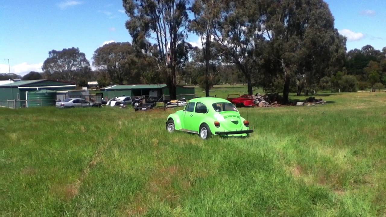 drifting the bug when it was still stock - YouTube