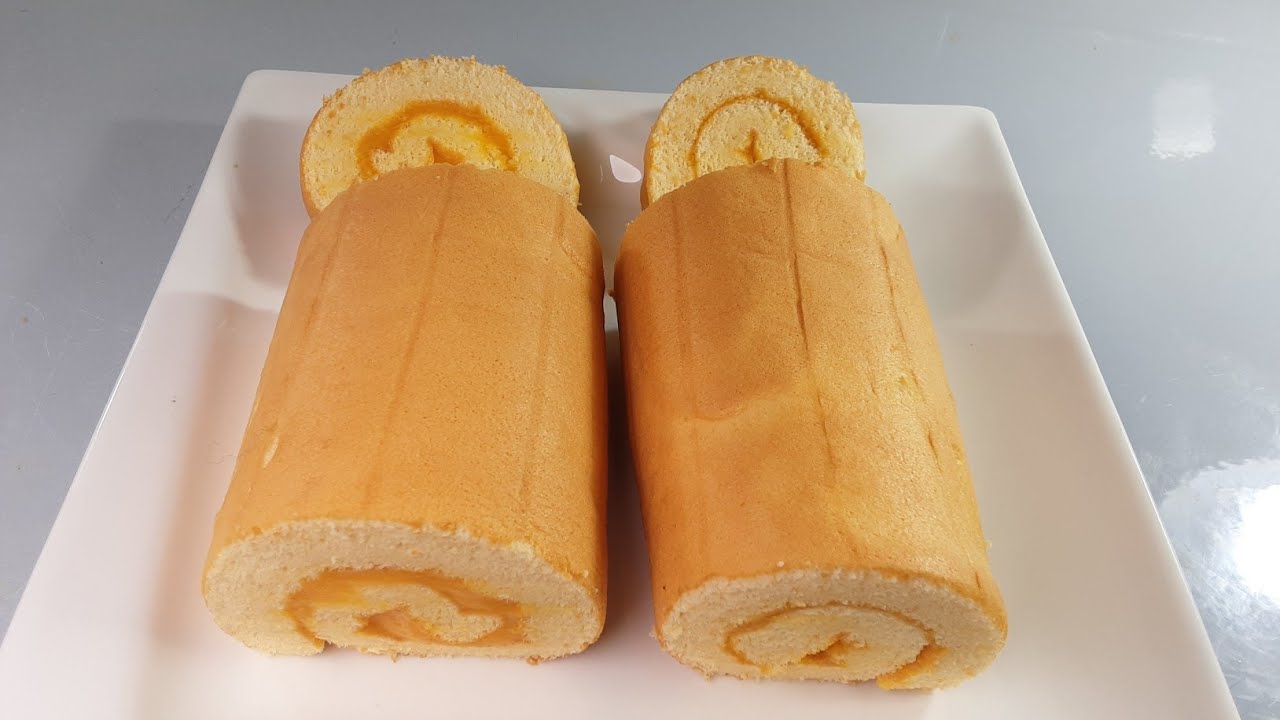 Swiss Roll / Kek Gulung / super gebu dan lembut. - YouTube