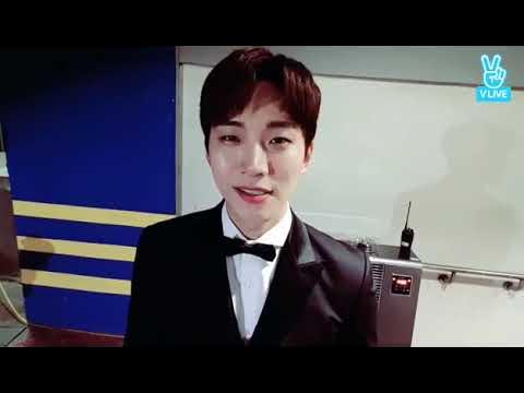 [ '2017 AAA' 못다 한 수상소감 ] 171115 V LIVE - YouTube