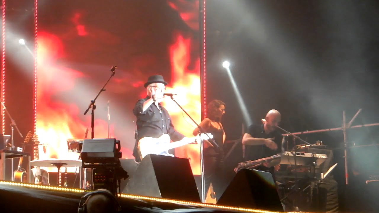 Joaquín Sabina - La Del Pirata Cojo (versión Pancho Varona) - YouTube