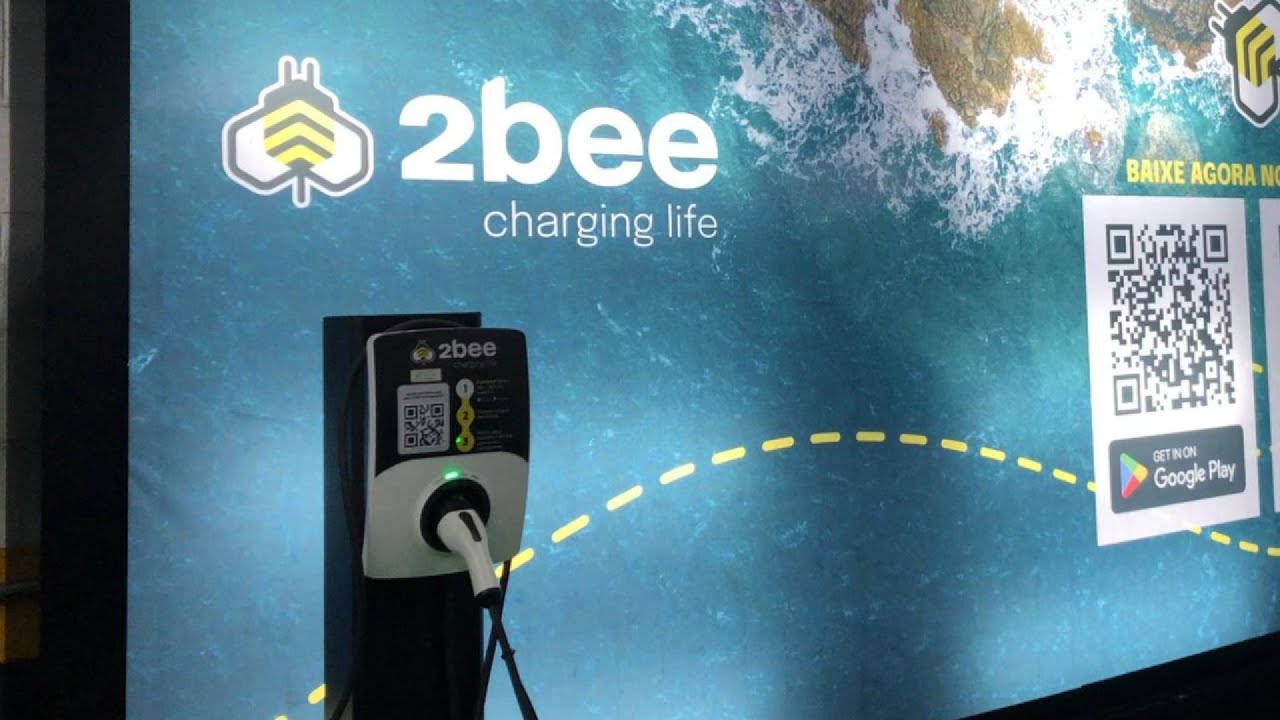 2BEE - Plaza Shopping Carapicuíba - YouTube