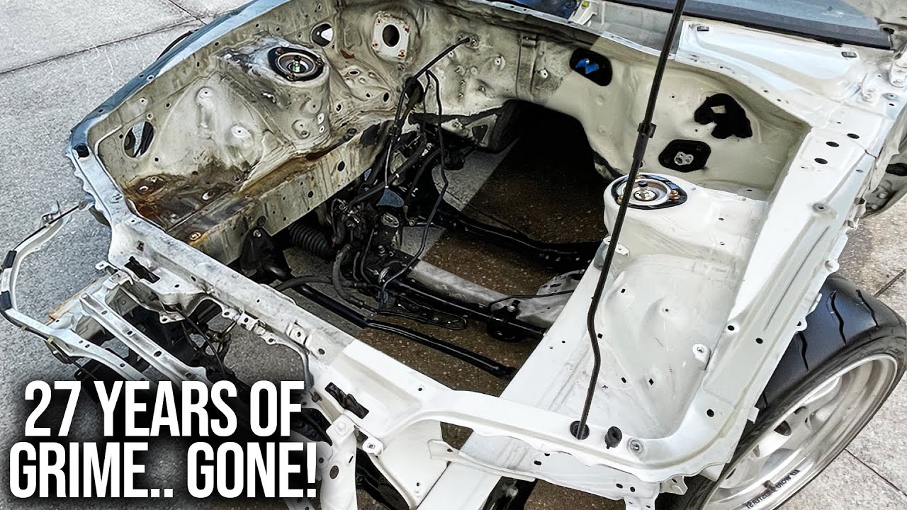 MK4 Supra's Engine Bay is Stripped! Detailed for the first time in 27 ...