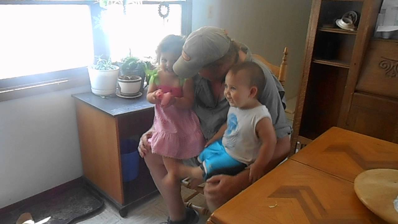 Bouncing Kids - YouTube