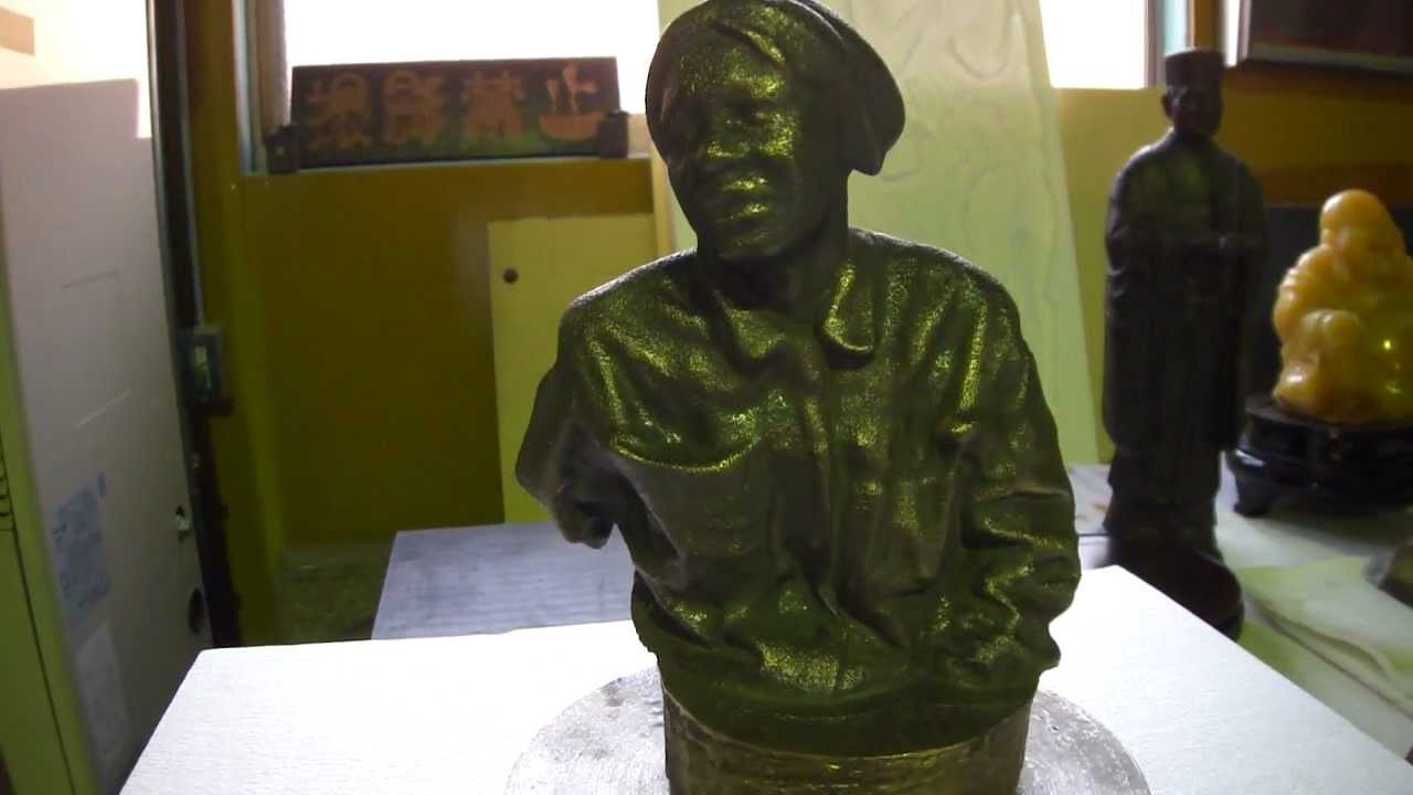 CAC406 bronze 3D自画像 - YouTube