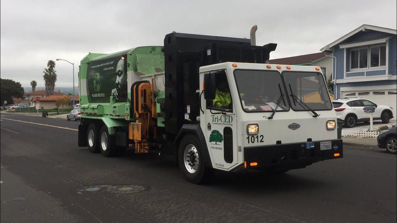 Tri-CED Community Recycling | Garbage Truck Compilation - YouTube