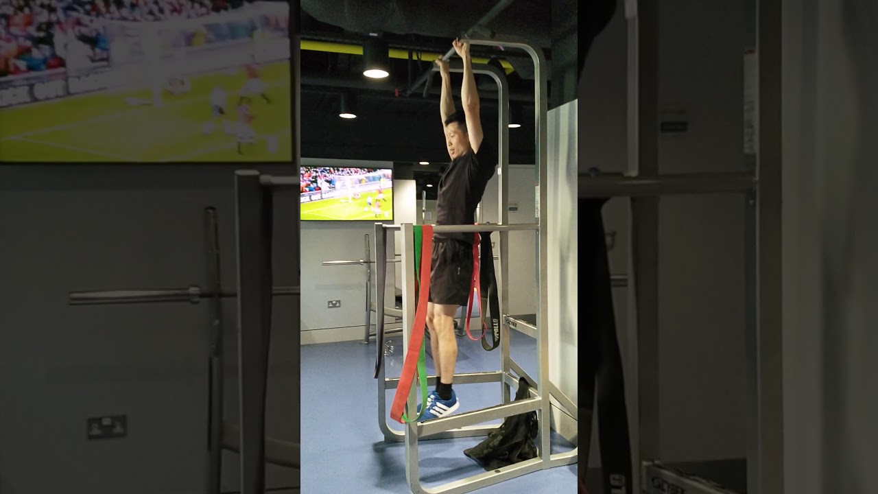 Training Updates - Week17 - Hanging Frog Raises - YouTube