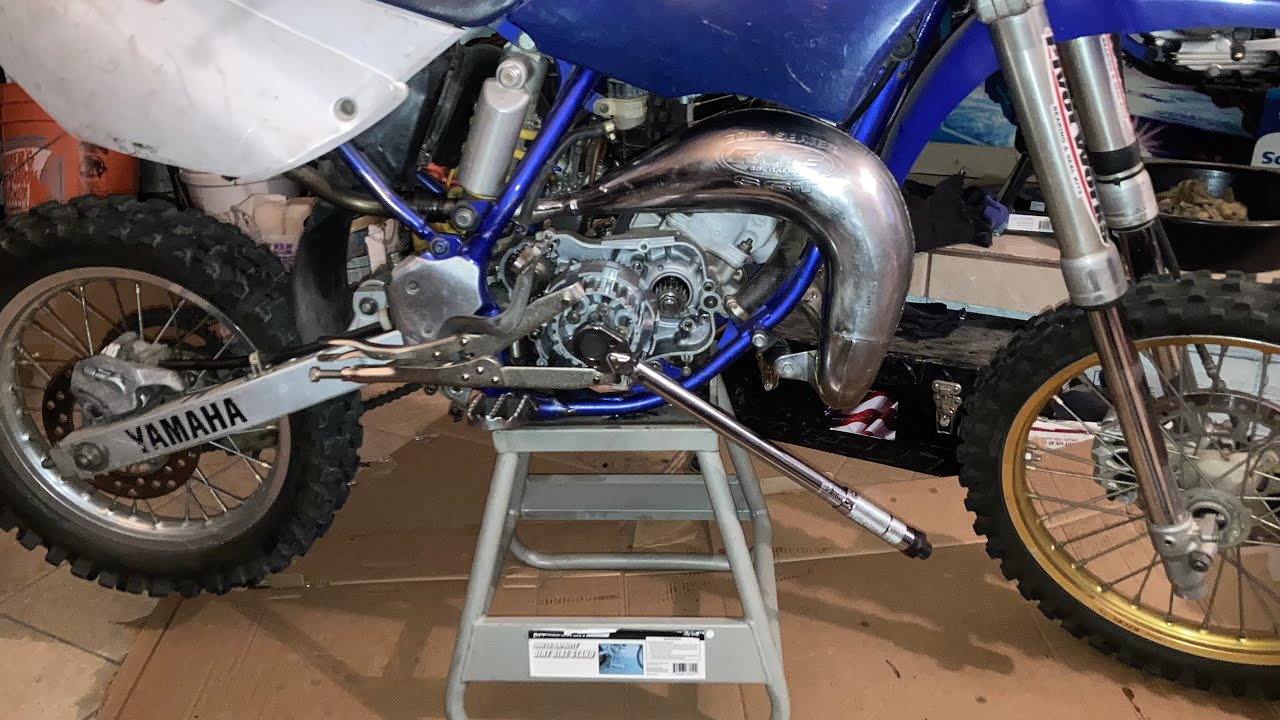 04’ YZ85 kickstarter/gear selector issues - YouTube