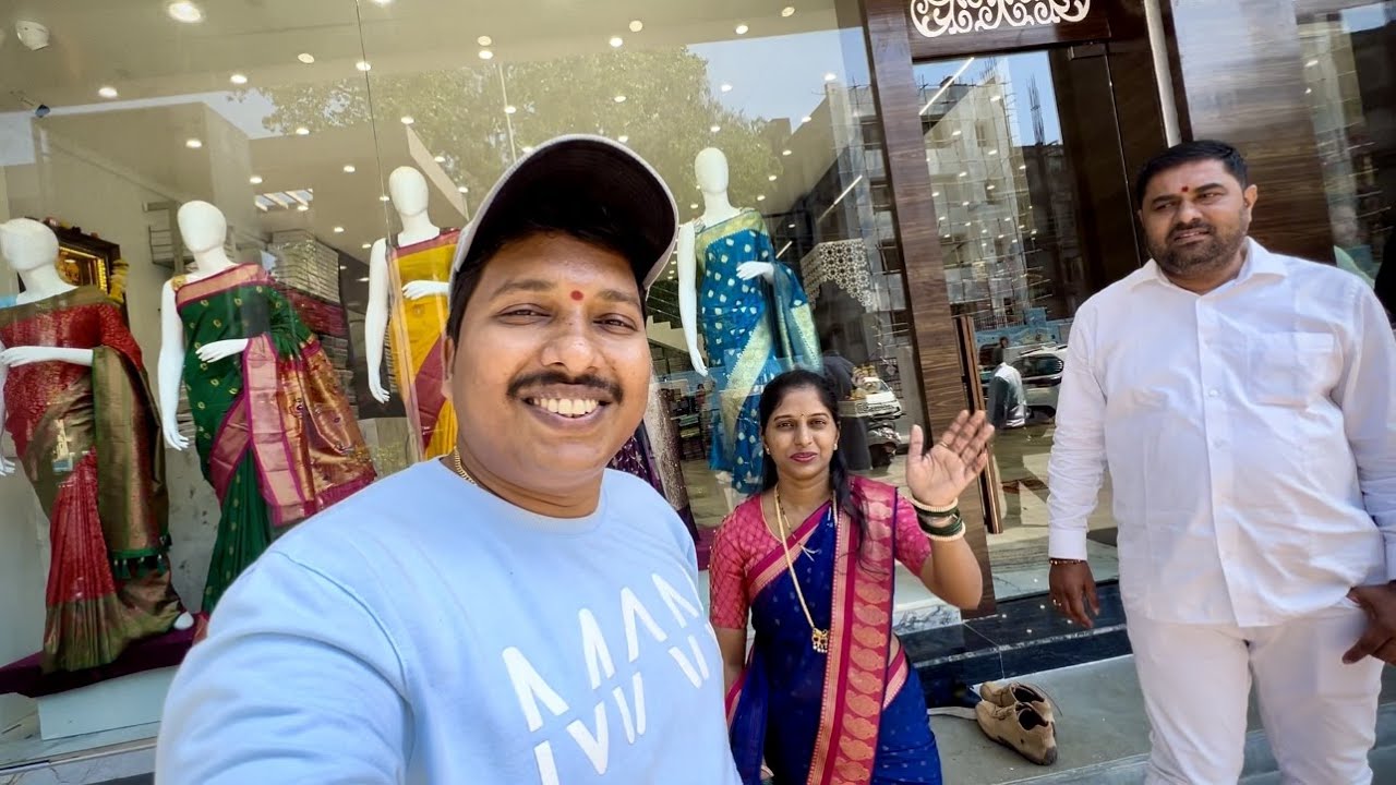 पनवेलमधील साड्यांच्या नावाजलेल्या दुकानाचे आले निमंत्रण😍|Dwarkadas ...