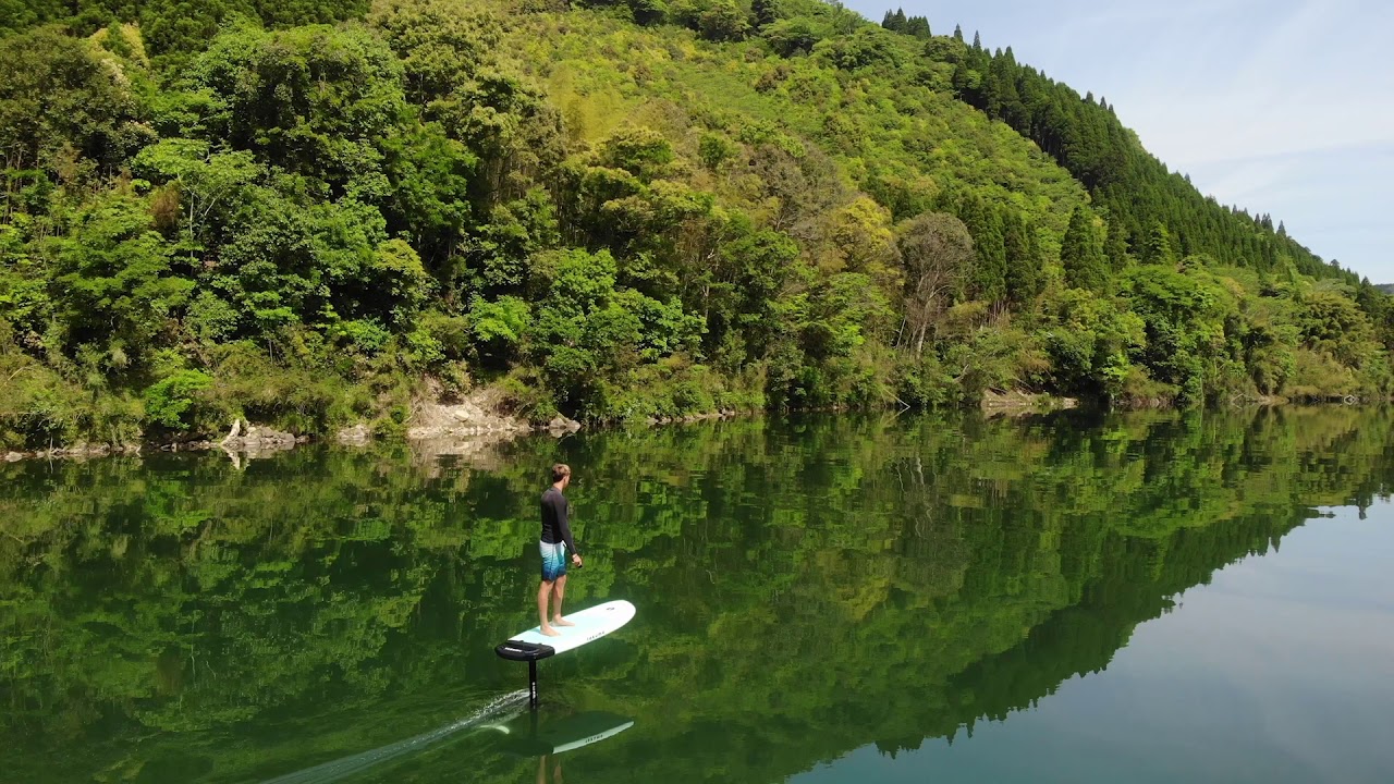 Takuma Efoil - The First electric Foil Accessible to the many - YouTube