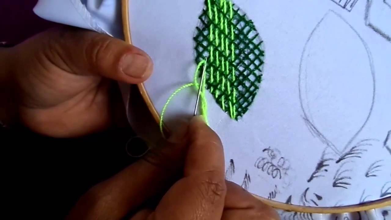 PUNTADA DE BORDADO PARA HOJA MUY FACIL DE REALIZAR - YouTube