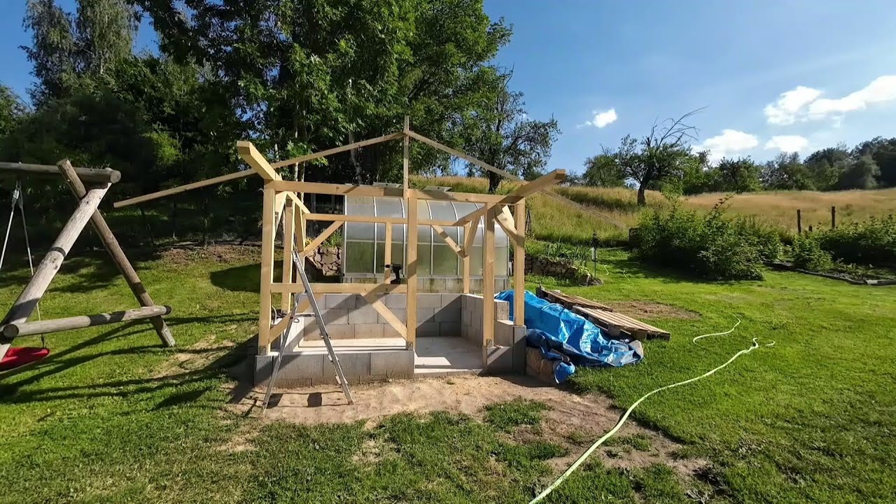 Gartenhaus 11 - Firstbalken und Fehlerbehebung, zu doof zum Messen ...