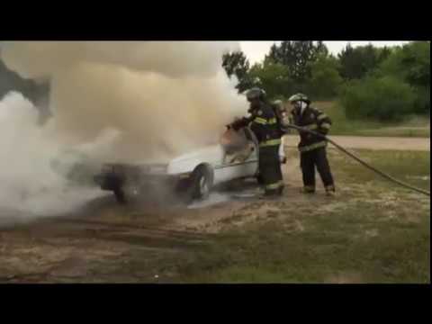 F 500 EA Car Fire with Magnesium Steering Column - YouTube
