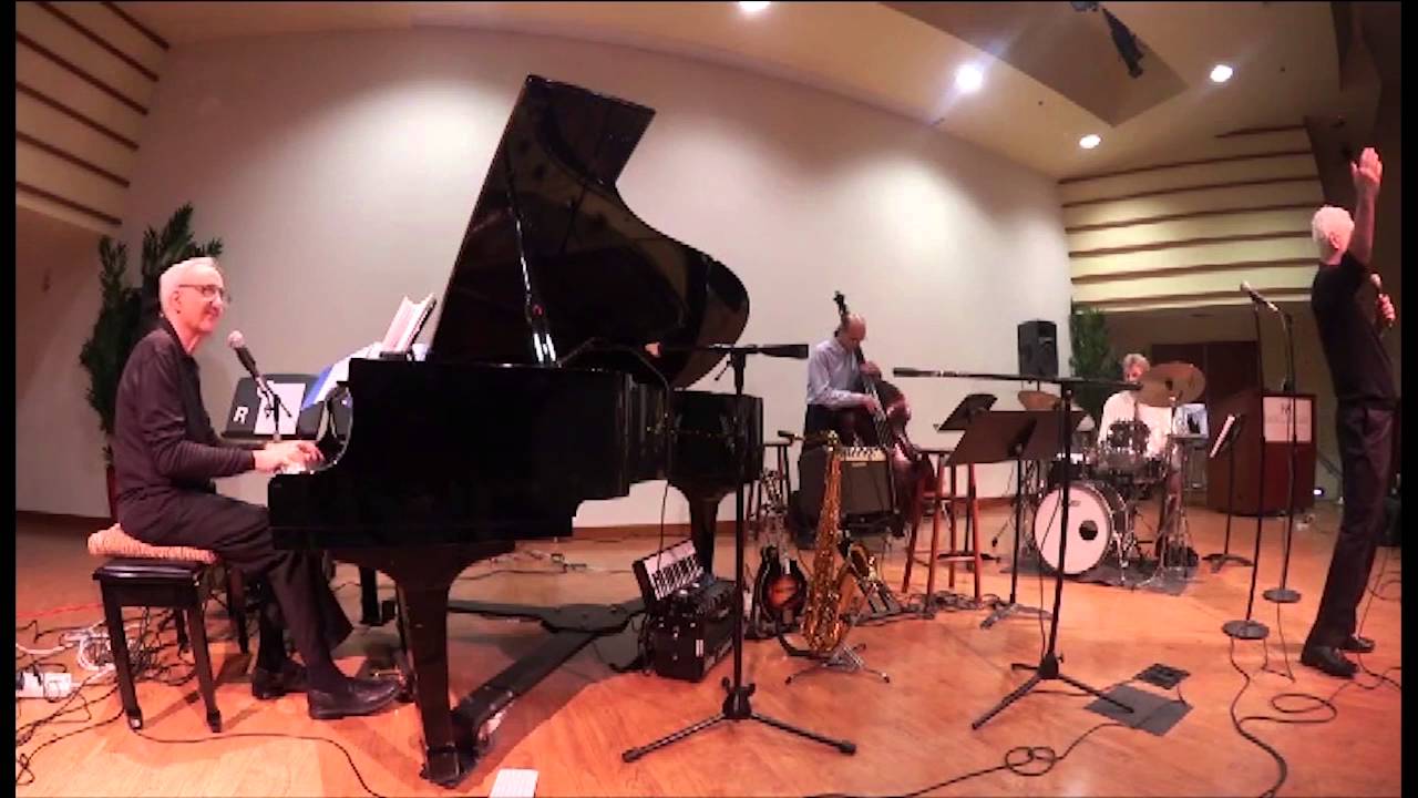 VIDEO: Frank Cerabino sings the 'Snowbird Song' - YouTube