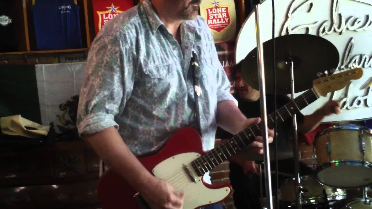 Snit's Dog and Pony show - Standing At The Crossroads Again - YouTube