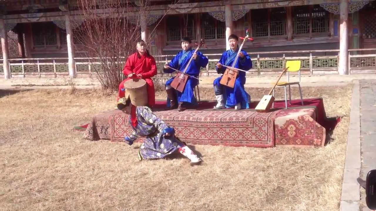 Traditional Mongolian throat singing, part 2 - YouTube