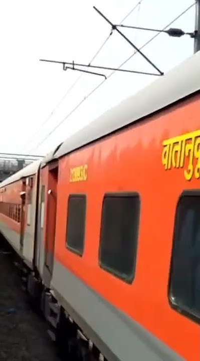 12428 ANAND VIHAR TERMINAL - REWA REWA SUPERFAST EXPRESS @indianrailwayxtremetreck - YouTube