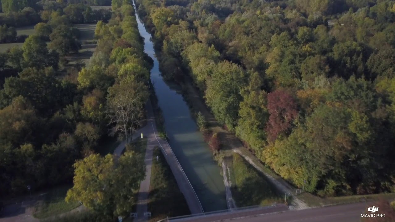 Le Canal de la Haute Seine - YouTube