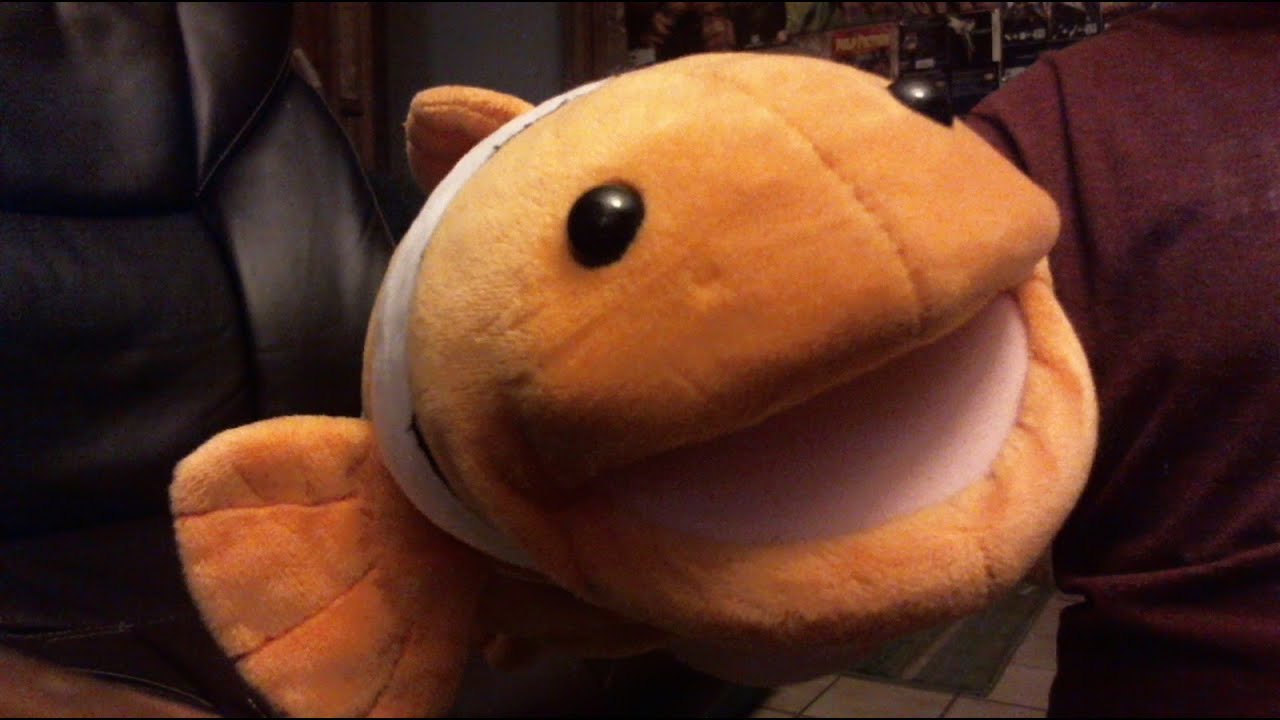 Behind The Scenes of Clarence The Fish - YouTube