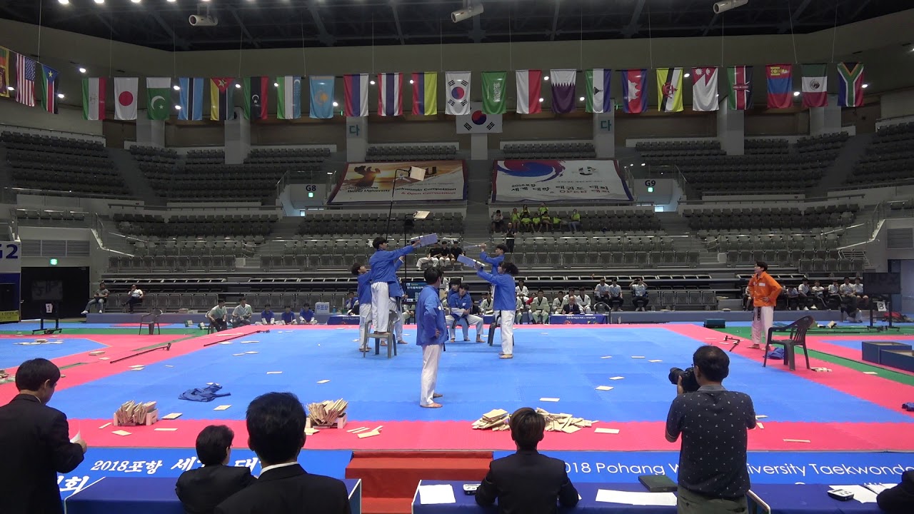 Korea National sport university Team competition 한국체대 팀대항 태권도 - YouTube