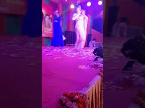 KHAN SOnam dance