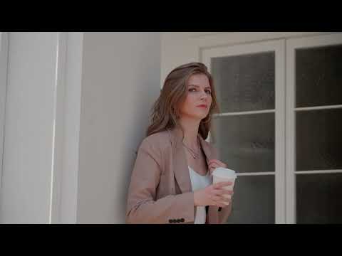 How This Khaki Blazer Became My Confidence Armor | Transforming My City Life