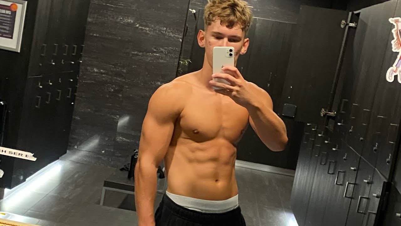The Biggest Mistake I Did As A Skinny Guy - YouTube