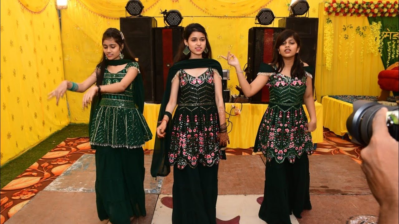 Mehandi Function Dance performance 💚PART-1 #shorts #youtube #youtubeshorts #trending # - YouTube