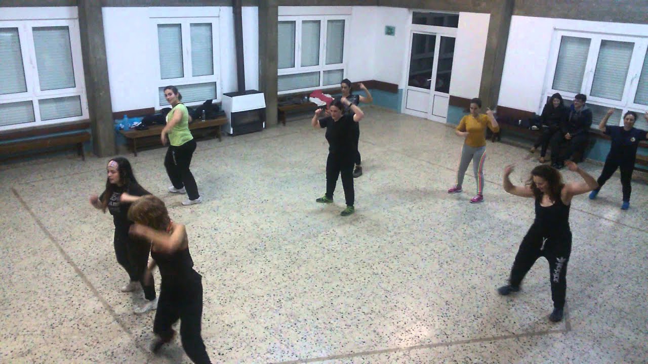 Zumba - Loco / by instrutora zin Natalie Silva - YouTube