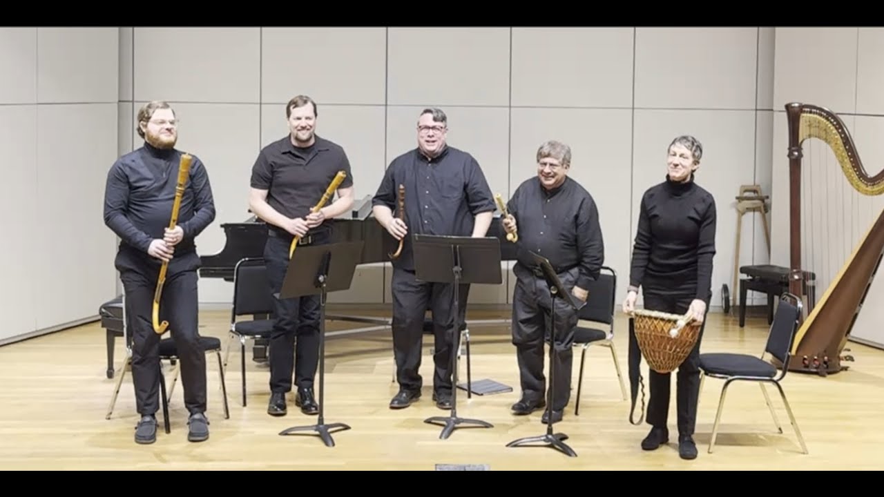 Krumhorn Quartet - The Crumbles - YouTube