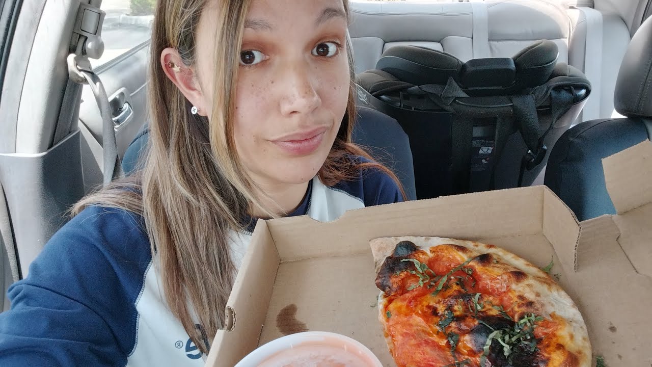 Calzone Mukbang (Eating Show) Uncut. Fail lol - YouTube
