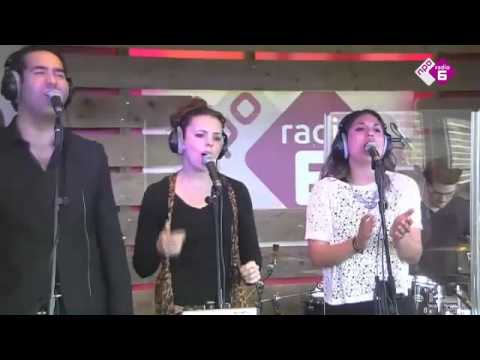 Oliver Alexander - Alone (Live) | NPO Soul en Jazz - YouTube