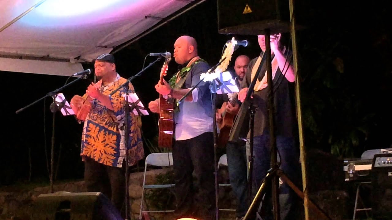 Lei ana O Maui - YouTube