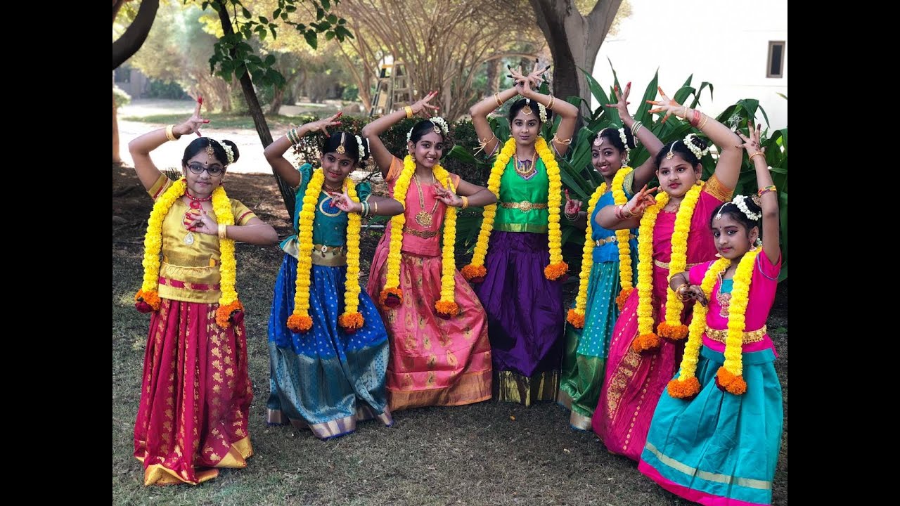 "Maalai Saathinal Kothai Maalai Maatrinal.." - YouTube