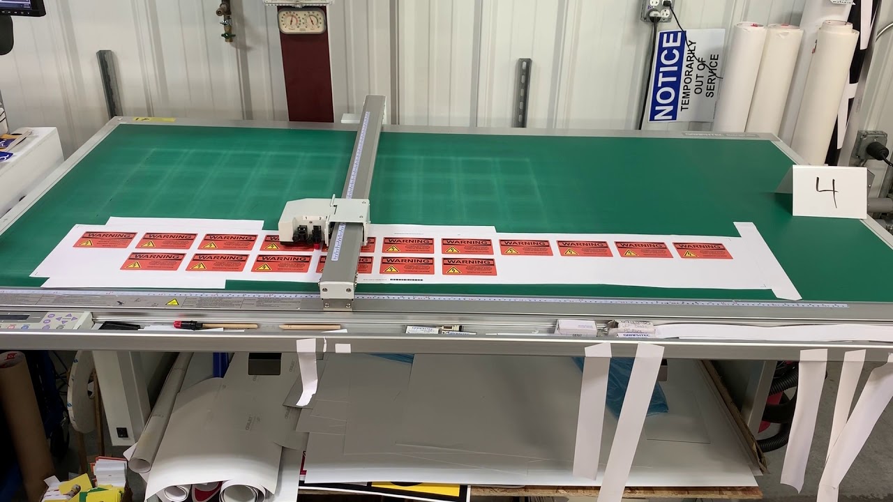 This Used Graphtec FC2250-180 is available for an operational ...