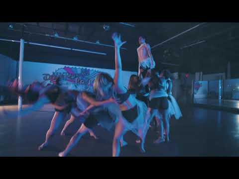 Here comes the Rain.... Robert Schultz Choreography