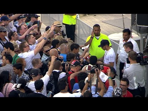 Drivers Meet the Fans in Bahrain