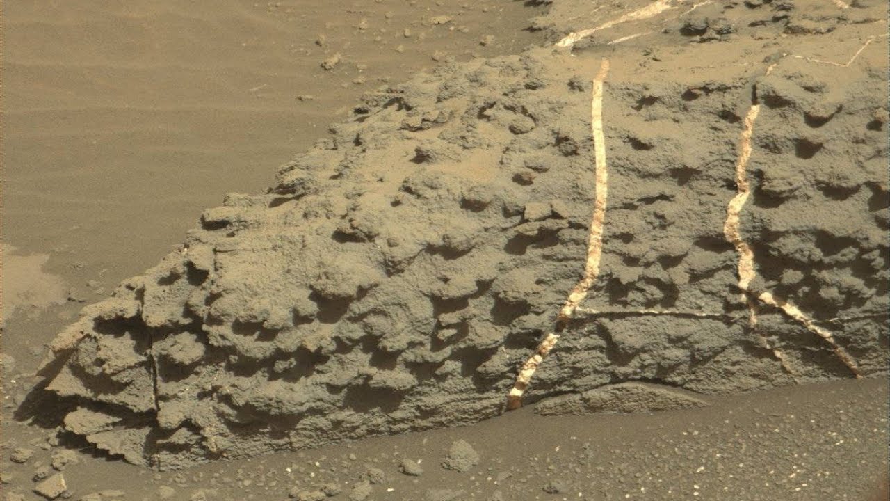 NASA's Mars Rover Curiosity Capture These Interesting Rock of Mars on ...