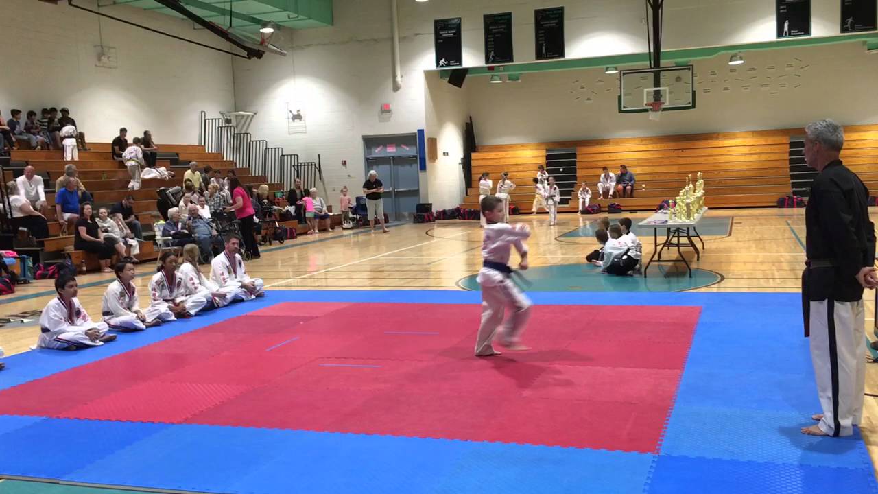 Kyle blue belt form 2016 - YouTube