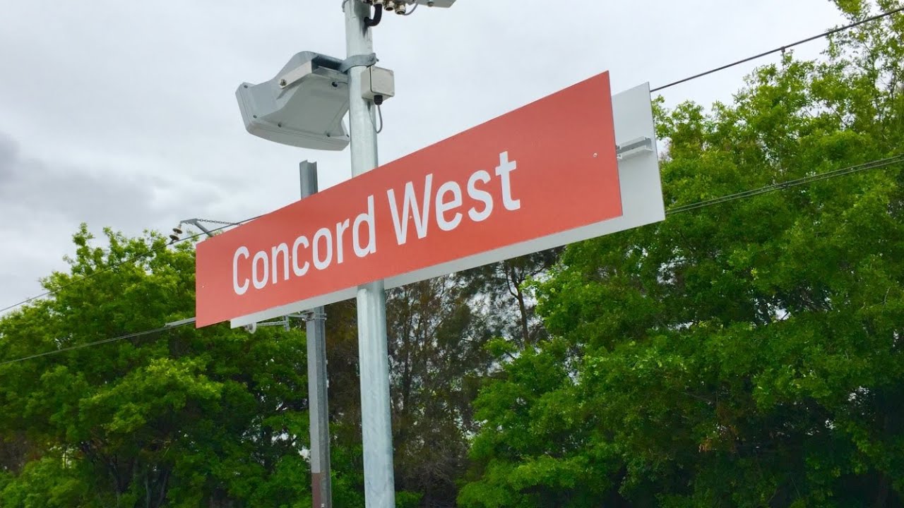 Sydney Trains Vlog 594: New Station Signs - YouTube