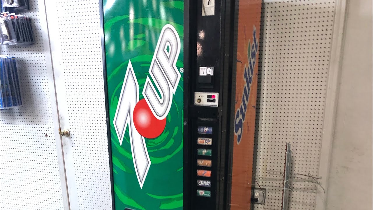 [VM] Slim and Cheap Dixie Narco 7UP/Sunkist Drink Vending Machine ...