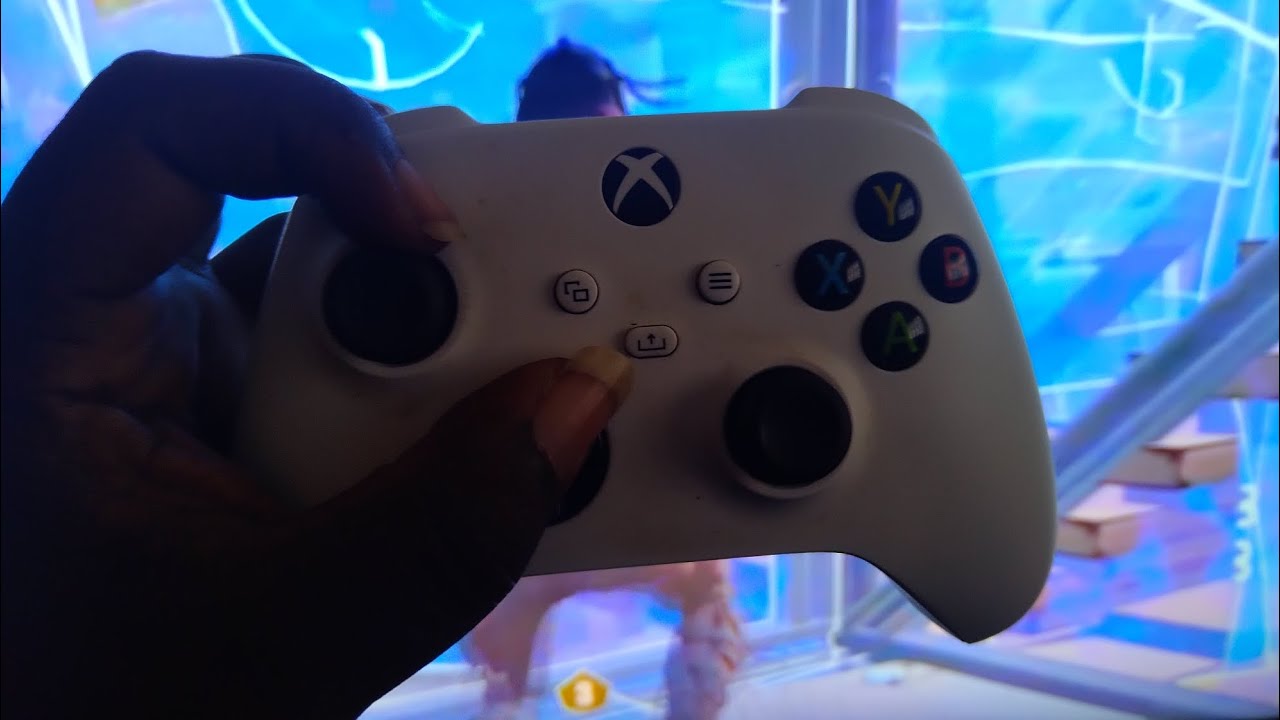 Fortnite ( playing using claw on the XBOX series S. - YouTube